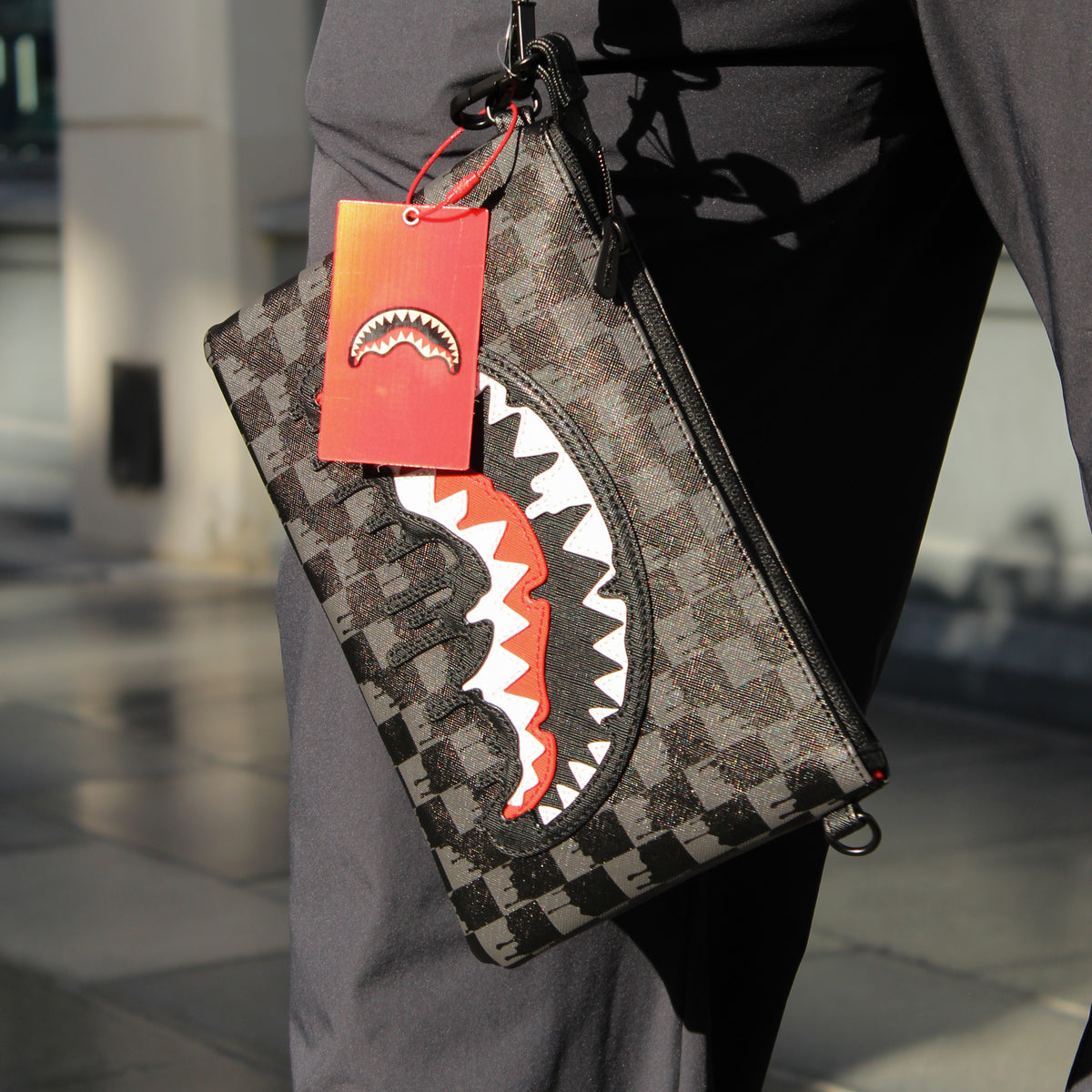 Sprayground Dripping Shark In Paris Crossover Clutch – 3KICKS