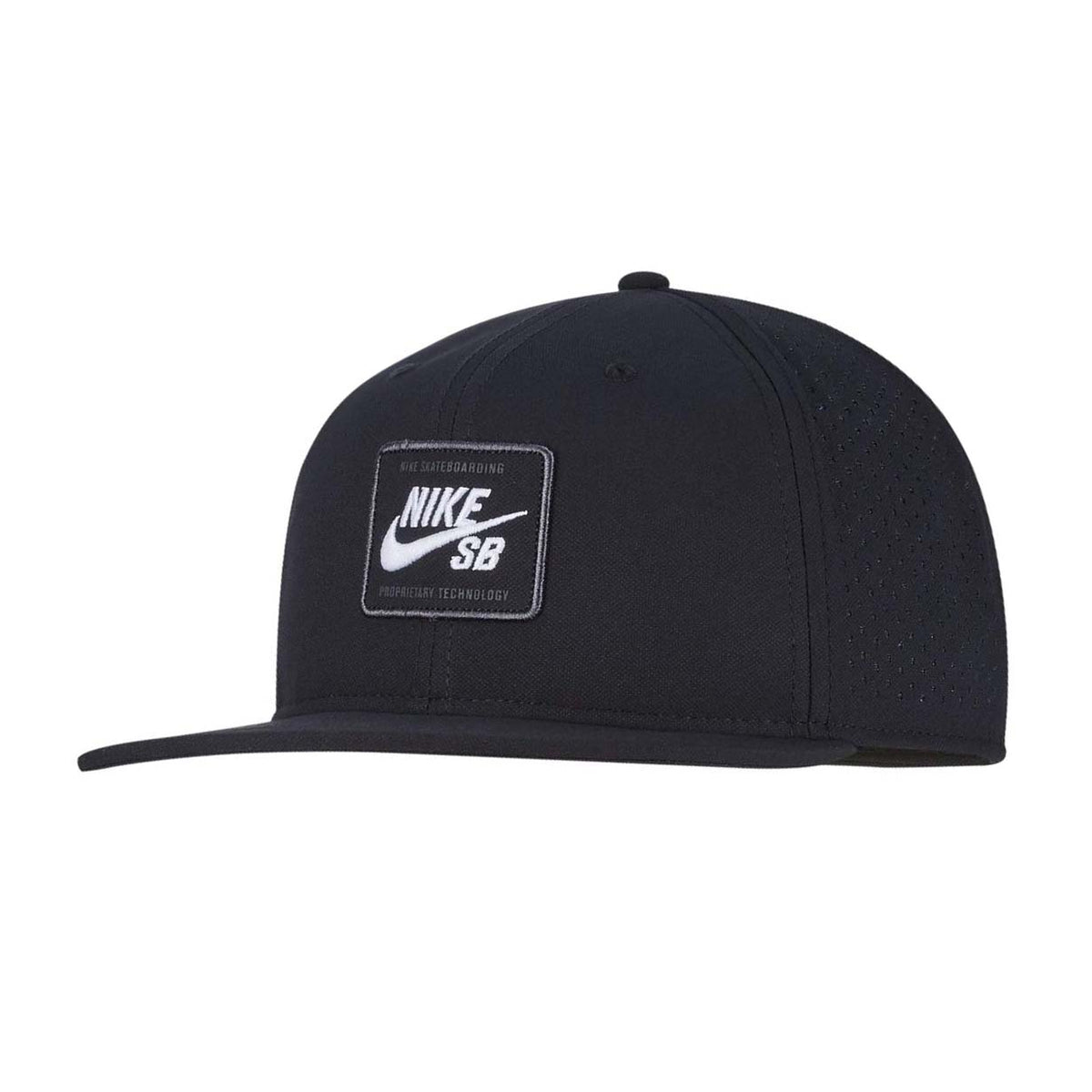 Shop Nike SB Plain Black Cap at 3KICKS Dubai