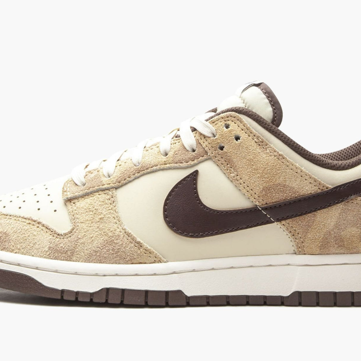Shop Dunk Low Premium 'Animal Pack - Cheetah' at 3KICKS Dubai