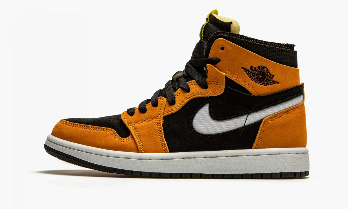 Shop Air Jordan 1 Zoom CMFT Black Monarch at 3KICKS Dubai