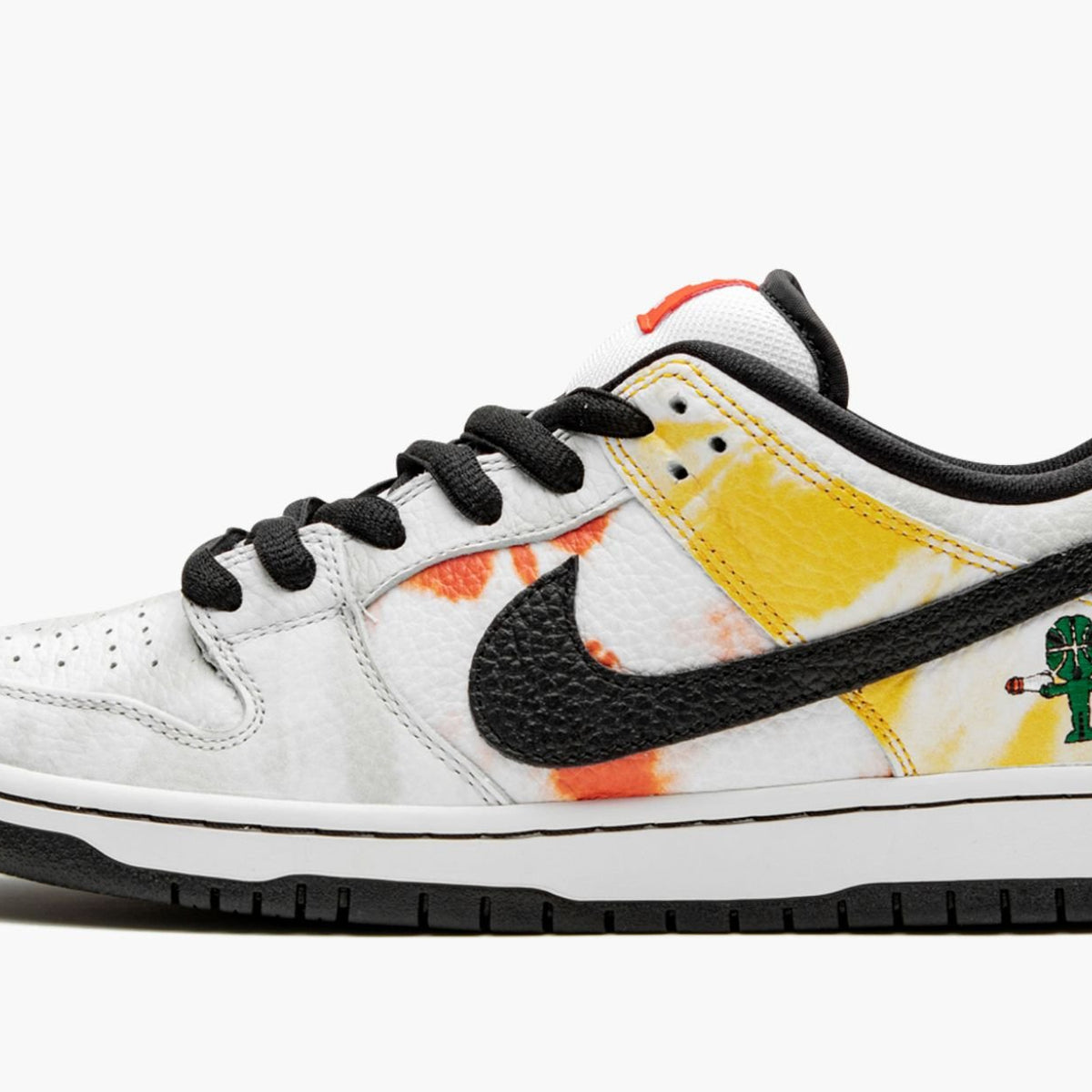 Shop Nike SB Dunk Low Raygun Tie-Dye White at 3KICKS Dubai